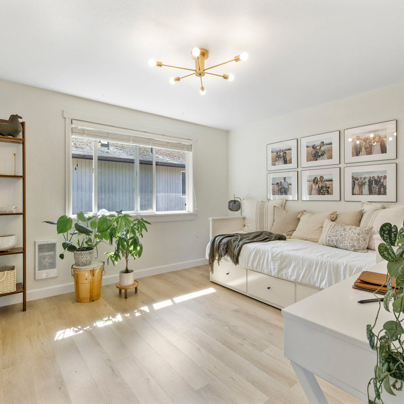 Natural Oak Luxury Vinyl Plank Flooring | Soho | Flooret - Flooret