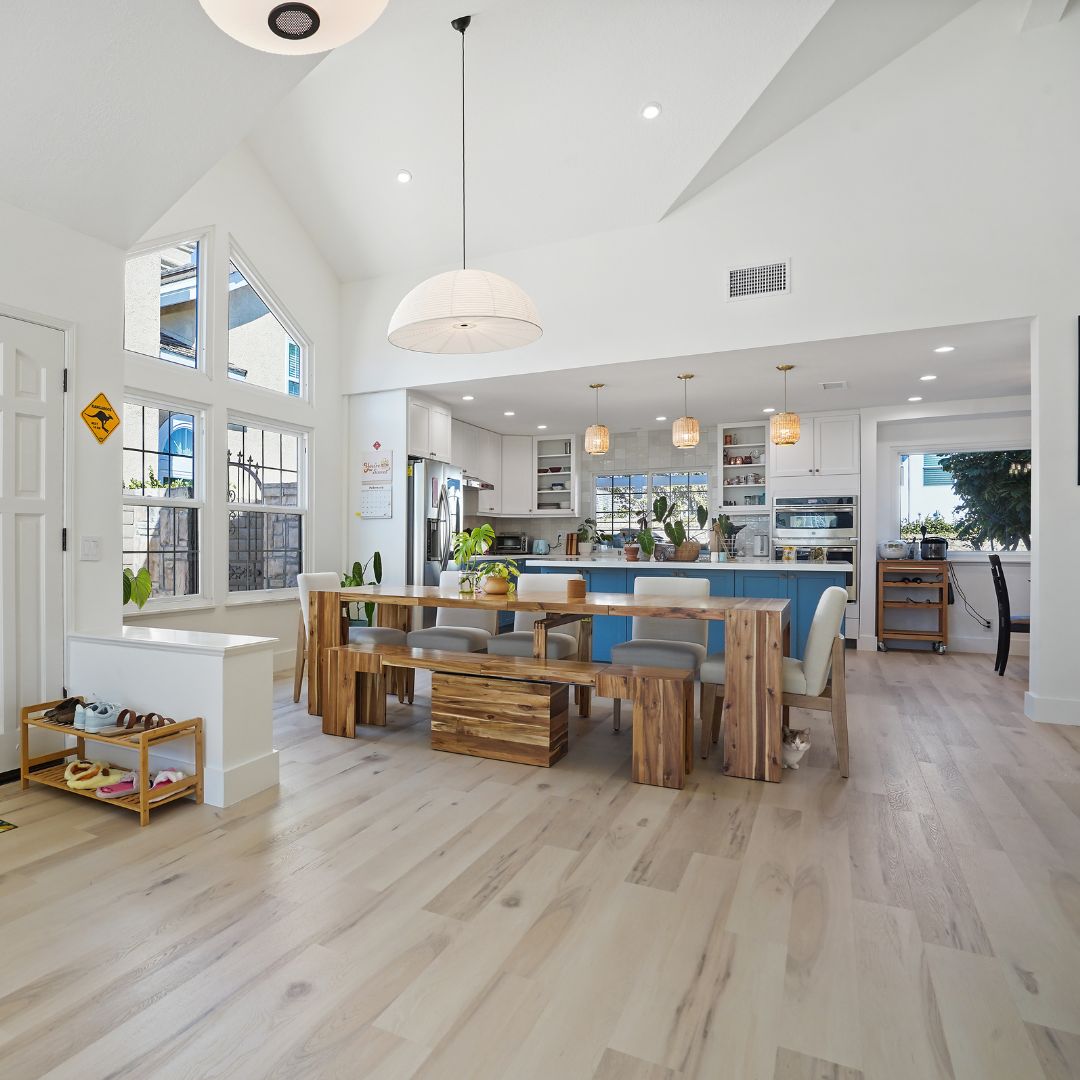 Tranquil Maple Luxury Vinyl Plank Flooring | Yuzen | Flooret - Flooret