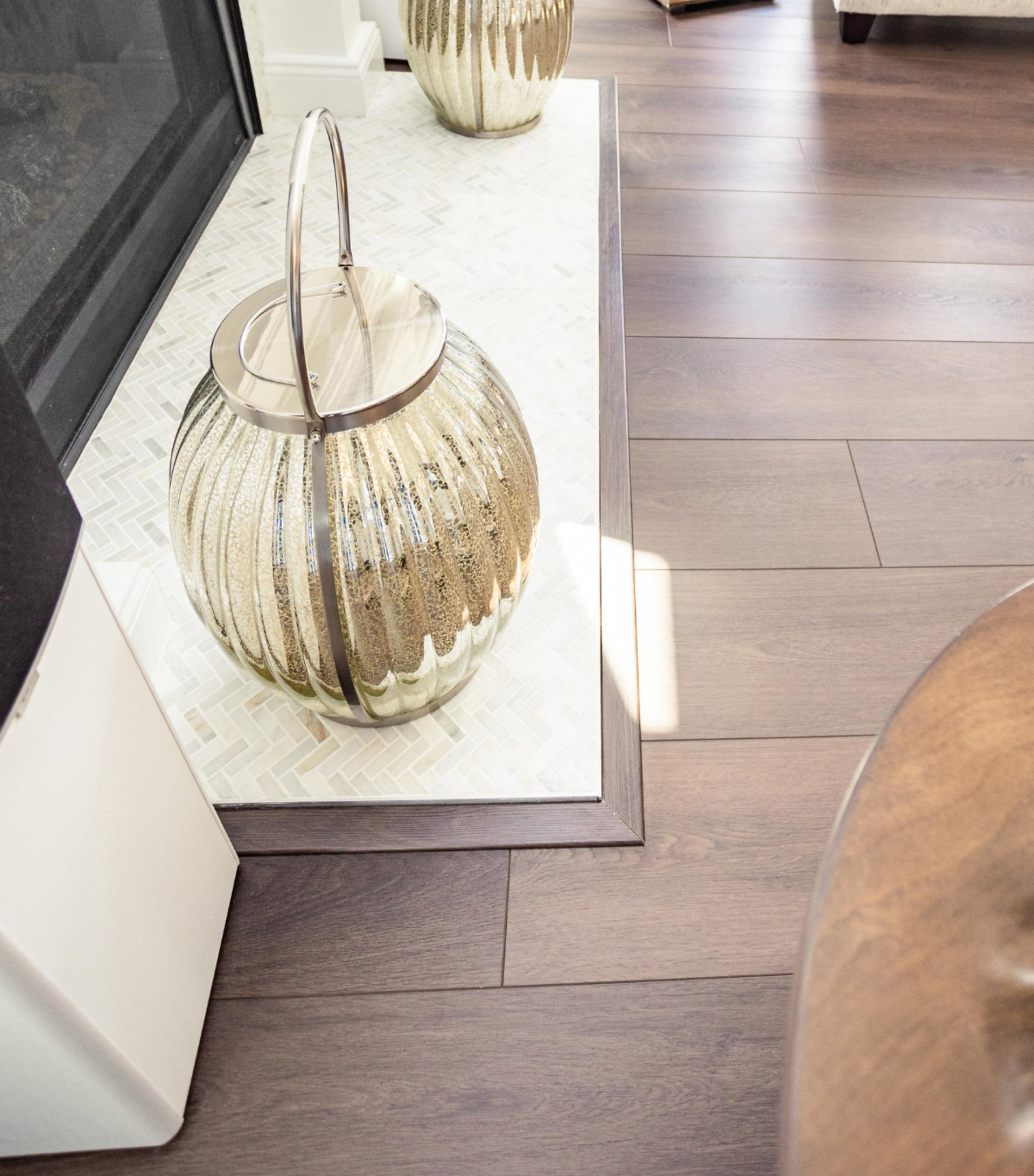 End Cap Trim Piece | Modin | Flooret - Flooret