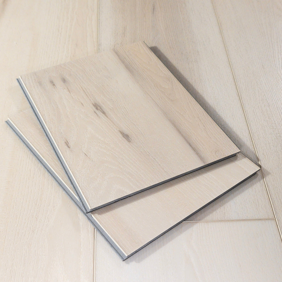 Tranquil Maple Luxury Vinyl Plank Flooring | Yuzen | Flooret - Flooret